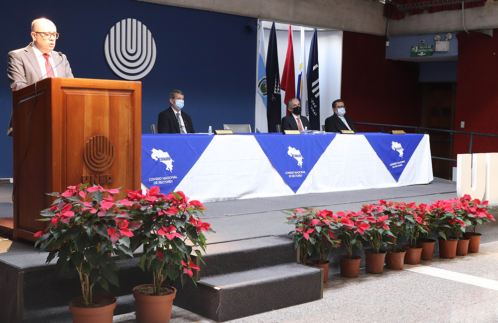 Rector de la Universidad Estatal a Distancia asume Presidencia del ...